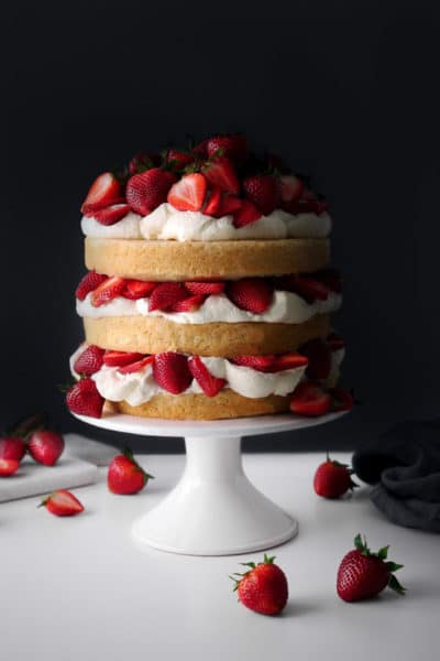 27 Sun Kissed Summer Strawberry Desserts | The Adventure Bite